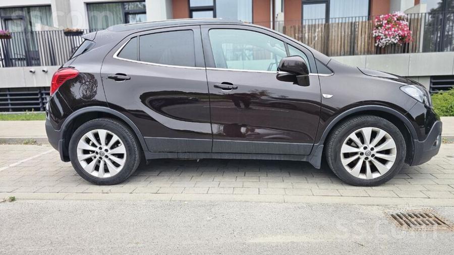 Brown Opel Mokka 2015 in Riga, with an engine capacity of 1.70 L and mileage of 208 thousand km for 7900 €, photo 1 on AUTOMOTO.COM.LV