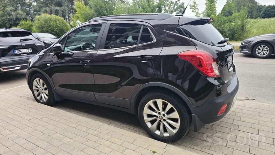 Brown Opel Mokka 2015 in Riga, with an engine capacity of 1.70 L and mileage of 208 thousand km for 7900 €, photo 5 on AUTOMOTO.COM.LV