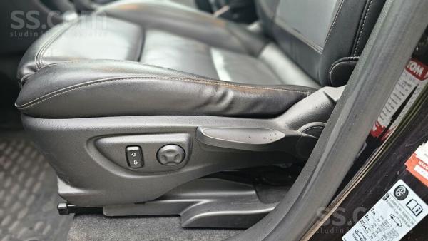 Brown Opel Mokka 2015 in Riga, with an engine capacity of 1.70 L and mileage of 208 thousand km for 7900 €, photo 8 on AUTOMOTO.COM.LV