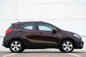 Brown Opel Mokka 2015 in Riga, with an engine capacity of 1.60 L and mileage of 181 thousand km for 6400 €, photo 13 on AUTOMOTO.COM.LV