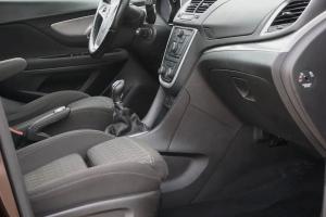 Brown Opel Mokka 2015 in Riga, with an engine capacity of 1.60 L and mileage of 181 thousand km for 6400 €, photo 15 on AUTOMOTO.COM.LV