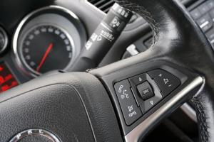 Brown Opel Mokka 2015 in Riga, with an engine capacity of 1.60 L and mileage of 181 thousand km for 6400 €, photo 27 on AUTOMOTO.COM.LV