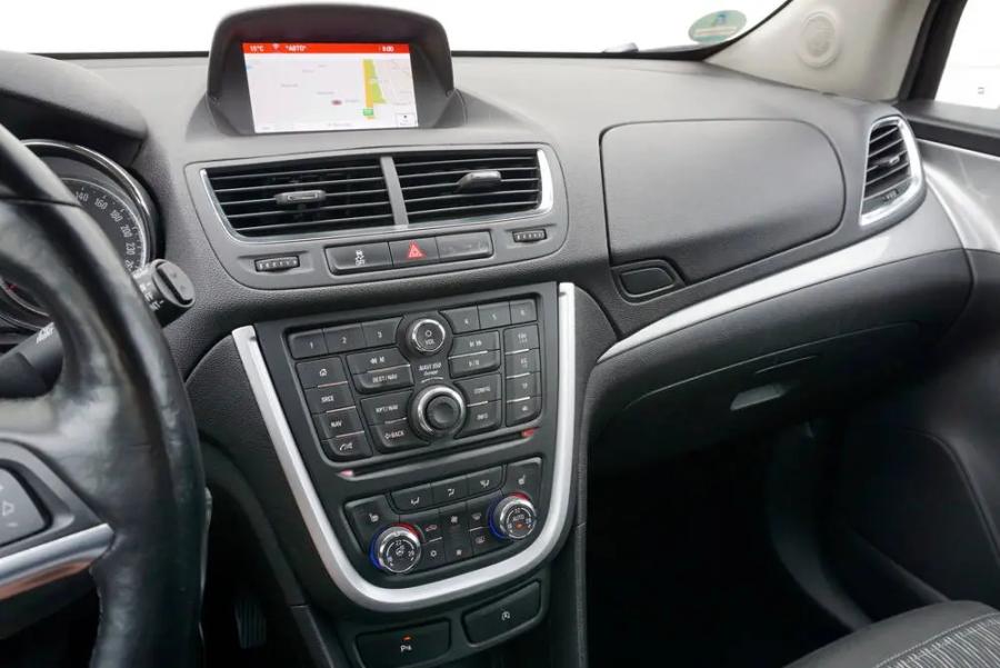 Brown Opel Mokka 2015 in Riga, with an engine capacity of 1.60 L and mileage of 181 thousand km for 6400 €, photo 28 on AUTOMOTO.COM.LV