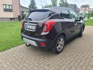 Brown Opel Mokka 2015 in Vilnius, with an engine capacity of 1.60 L and mileage of 138 thousand km for 7850 €, photo 8 on AUTOMOTO.COM.LV