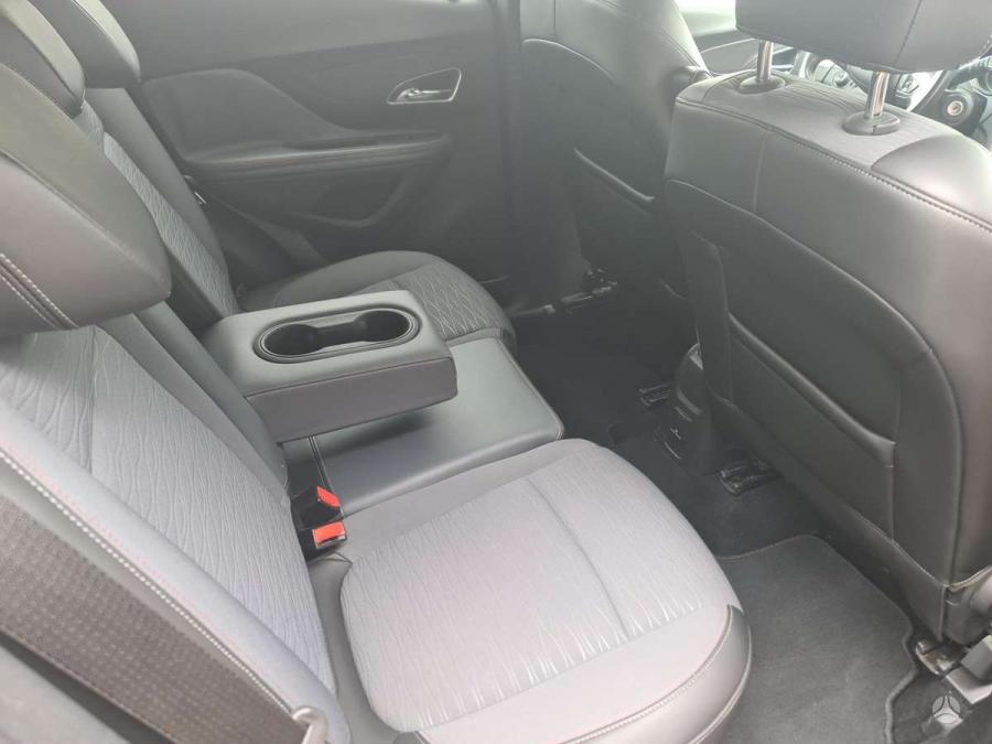 Brown Opel Mokka 2015 in Vilnius, with an engine capacity of 1.60 L and mileage of 138 thousand km for 7850 €, photo 11 on AUTOMOTO.COM.LV