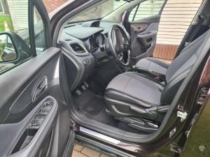 Brown Opel Mokka 2015 in Vilnius, with an engine capacity of 1.60 L and mileage of 138 thousand km for 7850 €, photo 12 on AUTOMOTO.COM.LV