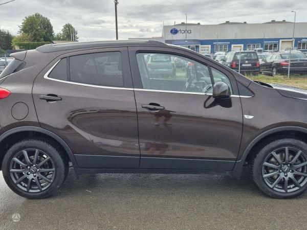 Brūns Opel Mokka 2015 Šauļi, ar dzinēja tilpumu 1.36 L un nobraukumu 140 tūkst. km par 8250 €, foto 2 vietnē AUTOMOTO.COM.LV