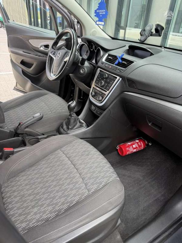 Brown Opel Mokka 2015 in Vilnius, with an engine capacity of 1.70 L and mileage of 173 thousand km for 5150 €, photo 11 on AUTOMOTO.COM.LV