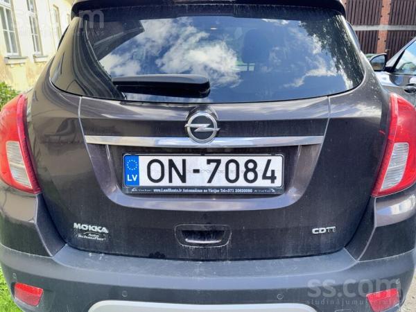 Brown Opel Mokka 2015 in Liepaja, with an engine capacity of 1.60 L and mileage of 265 thousand km for 6500 €, photo 3 on AUTOMOTO.COM.LV