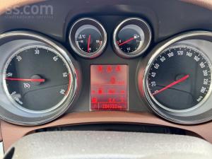 Brown Opel Mokka 2015 in Liepaja, with an engine capacity of 1.60 L and mileage of 265 thousand km for 6500 €, photo 4 on AUTOMOTO.COM.LV