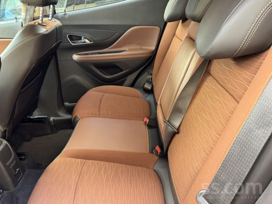 Brown Opel Mokka 2015 in Liepaja, with an engine capacity of 1.60 L and mileage of 265 thousand km for 6500 €, photo 5 on AUTOMOTO.COM.LV