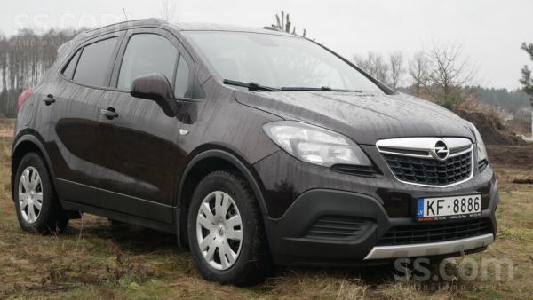 Brown Opel Mokka 2016 in Riga, with an engine capacity of 1.60 L and mileage of 225 thousand km for 7300 €, photo 2 on AUTOMOTO.COM.LV