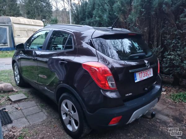Brown Opel Mokka 2016 in Pakruojis, with an engine capacity of 1.70 L and mileage of 220 thousand km for 5200 €, photo 6 on AUTOMOTO.COM.LV