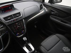 Brown Opel Mokka 2016 in Vilnius, with an engine capacity of 1.40 L and mileage of 171 thousand km for 10899 €, photo 22 on AUTOMOTO.COM.LV