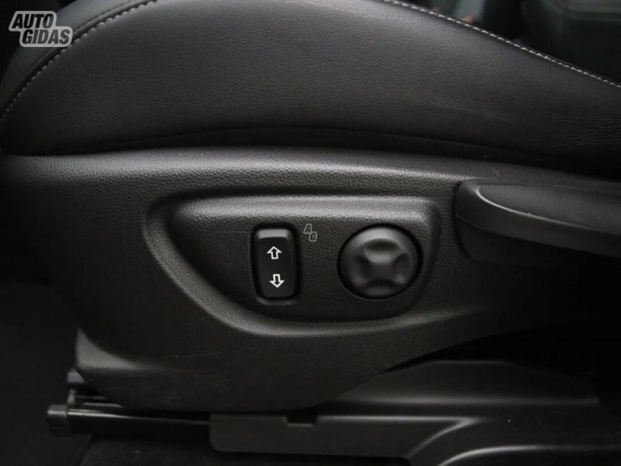 Brown Opel Mokka 2016 in Vilnius, with an engine capacity of 1.40 L and mileage of 171 thousand km for 10899 €, photo 31 on AUTOMOTO.COM.LV