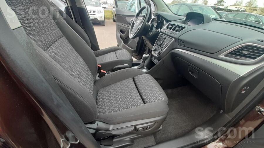 Brown Opel Mokka 2016 in Riga, with an engine capacity of 1.40 L and mileage of 142 thousand km for 10000 €, photo 22 on AUTOMOTO.COM.LV