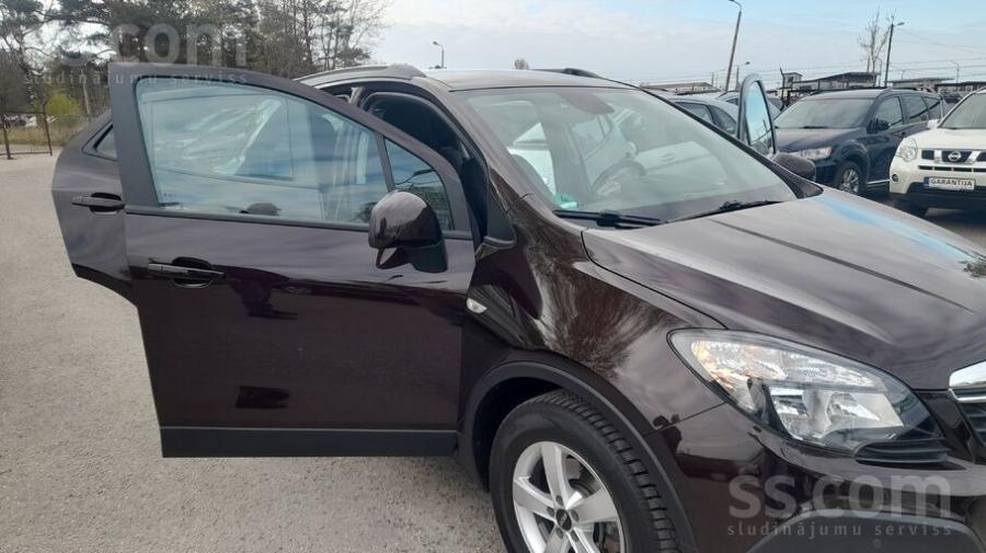 Brown Opel Mokka 2016 in Riga, with an engine capacity of 1.40 L and mileage of 142 thousand km for 10000 €, photo 31 on AUTOMOTO.COM.LV