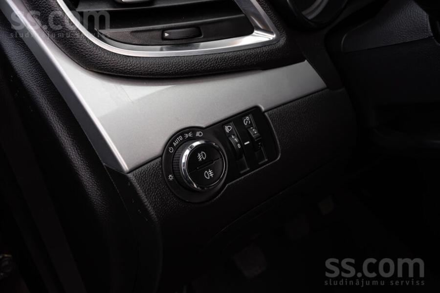 Brūns Opel Mokka 2016 Jelgava, ar dzinēja tilpumu 1.40 L un nobraukumu 143 tūkst. km par 5999 €, foto 21 vietnē AUTOMOTO.COM.LV
