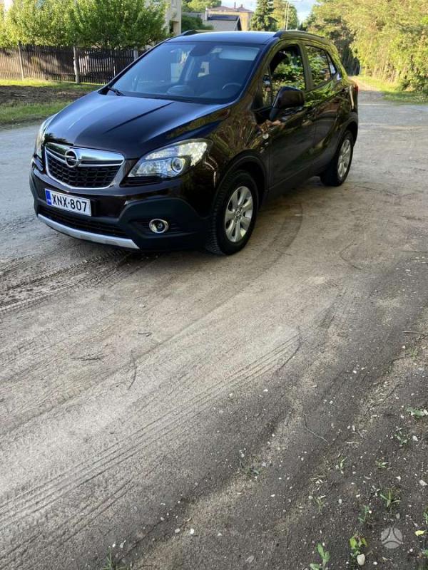 Brown Opel Mokka 2016 in Siauliai, with an engine capacity of 1.40 L and mileage of 210 thousand km for 8250 €, photo 1 on AUTOMOTO.COM.LV