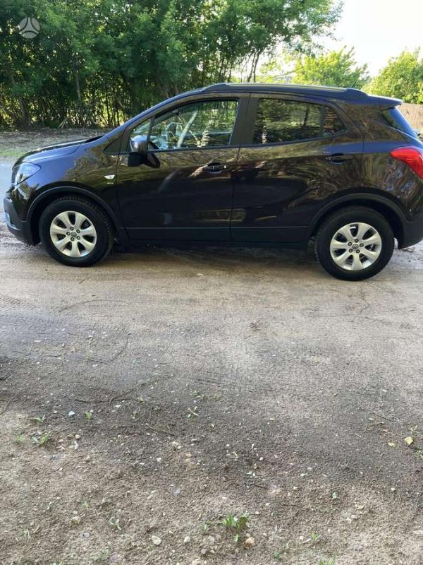 Brown Opel Mokka 2016 in Siauliai, with an engine capacity of 1.40 L and mileage of 210 thousand km for 8250 €, photo 2 on AUTOMOTO.COM.LV