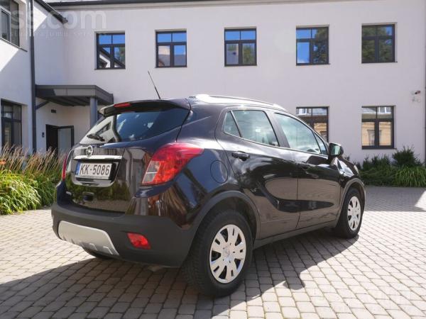 Brown Opel Mokka 2016 in Riga, with an engine capacity of 1.60 L and mileage of 217 thousand km for 5890 €, photo 4 on AUTOMOTO.COM.LV