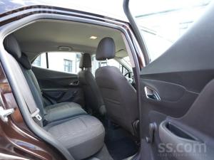 Brown Opel Mokka 2016 in Riga, with an engine capacity of 1.60 L and mileage of 217 thousand km for 5890 €, photo 12 on AUTOMOTO.COM.LV