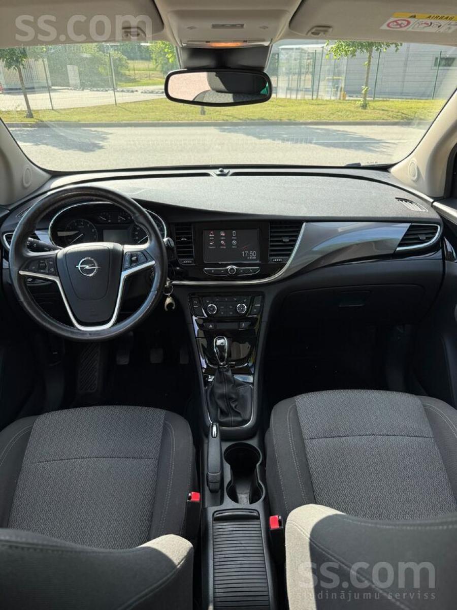 Brown Opel Mokka 2017 in Tukums, with an engine capacity of 1.40 L and mileage of 81 thousand km for 8200 €, photo 9 on AUTOMOTO.COM.LV