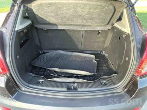 Brown Opel Mokka 2016 in Riga, with an engine capacity of 1.60 L and mileage of 110 thousand km for 6000 €, photo 8 on AUTOMOTO.COM.LV