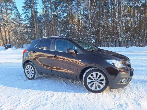 Brown Opel Mokka 2015 in Elektrenai, with an engine capacity of 1.40 L and mileage of 138 thousand km for 5990 €, photo 1 on AUTOMOTO.COM.LV