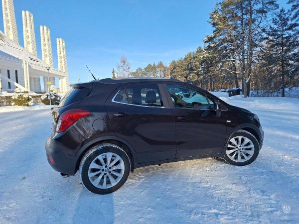 Brown Opel Mokka 2015 in Elektrenai, with an engine capacity of 1.40 L and mileage of 138 thousand km for 5990 €, photo 5 on AUTOMOTO.COM.LV