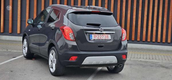 Brown Opel Mokka 2016 in Klaipeda, with an engine capacity of 1.60 L and mileage of 147 thousand km for 8350 €, photo 5 on AUTOMOTO.COM.LV