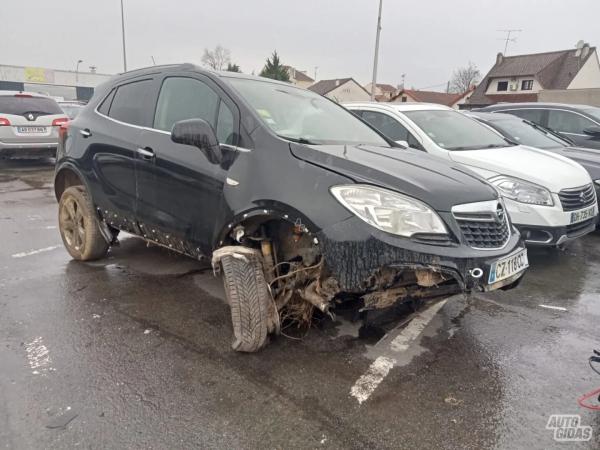 Opel Mokka 2013 in Kaunas, with an engine capacity of 1.70 L and mileage of 195 thousand km for 1750 €, photo 2 on AUTOMOTO.COM.LV