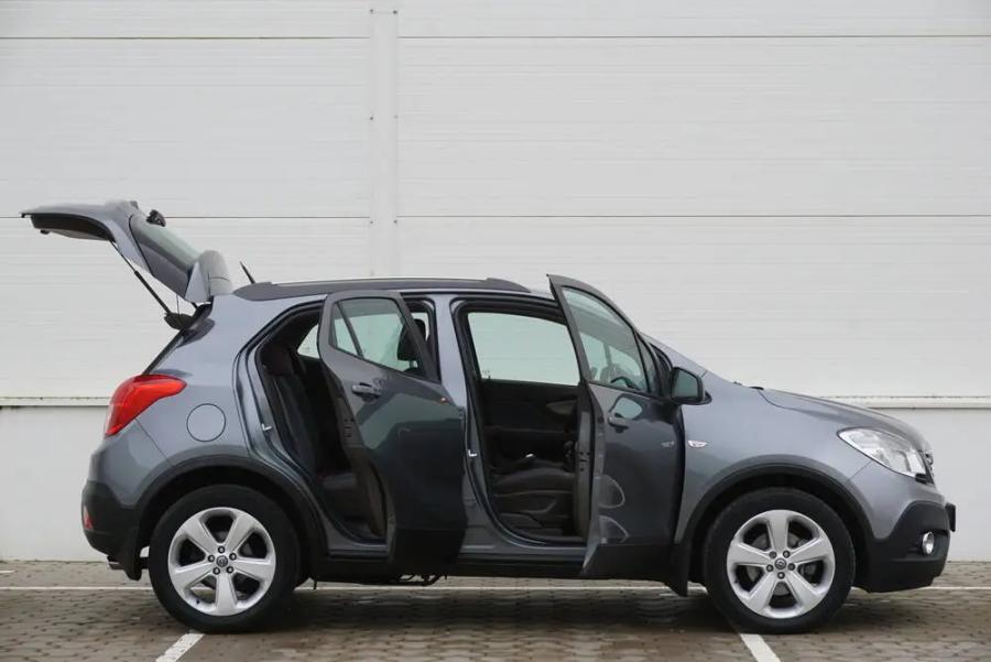 Opel Mokka 2014 in Riga, with an engine capacity of 1.70 L and mileage of 84 thousand km for 6600 €, photo 15 on AUTOMOTO.COM.LV