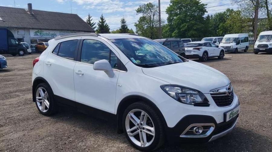 Opel Mokka 2015 in Klaipeda, with an engine capacity of 1.69 L and mileage of 189 thousand km for 6390 €, photo 1 on AUTOMOTO.COM.LV
