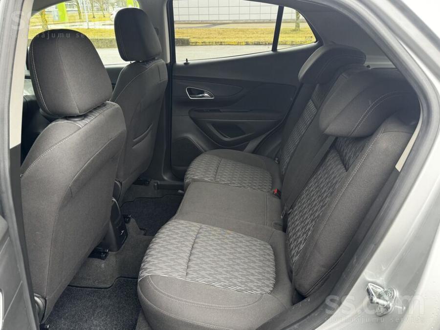 Opel Mokka 2016 in Riga, with an engine capacity of 1.60 L and mileage of 124 thousand km for 7300 €, photo 11 on AUTOMOTO.COM.LV