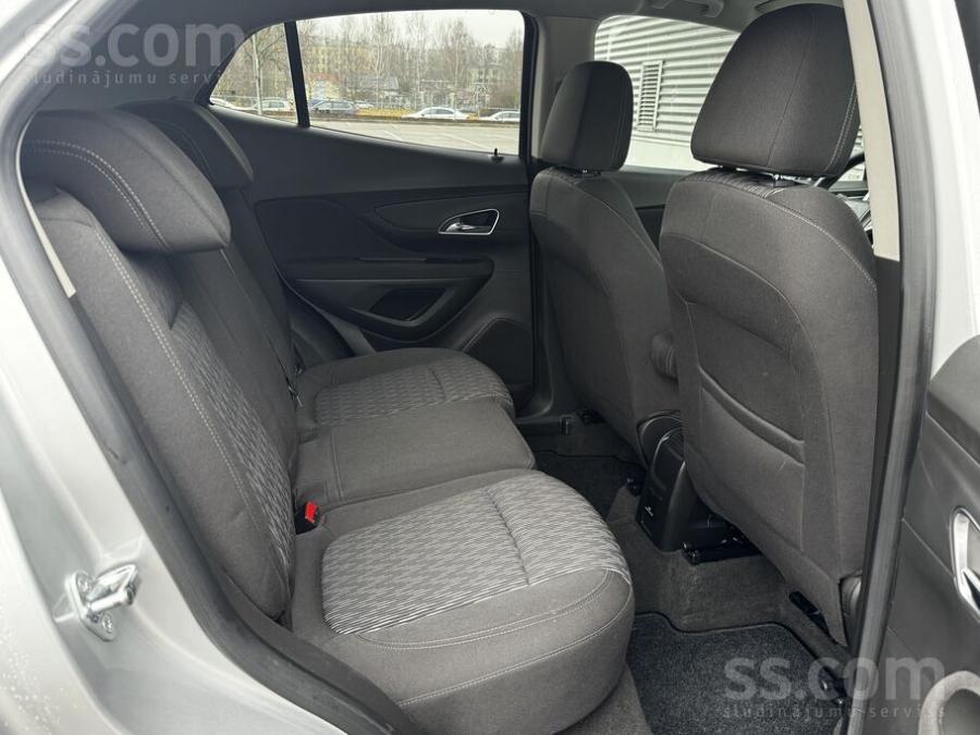 Opel Mokka 2016 in Riga, with an engine capacity of 1.60 L and mileage of 124 thousand km for 7300 €, photo 12 on AUTOMOTO.COM.LV