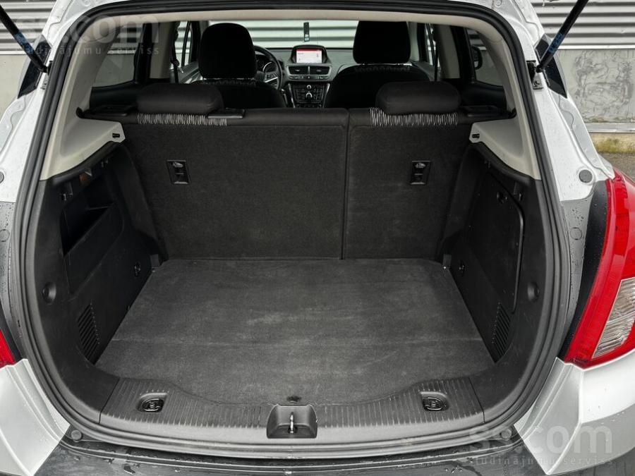 Opel Mokka 2016 in Riga, with an engine capacity of 1.60 L and mileage of 124 thousand km for 7300 €, photo 23 on AUTOMOTO.COM.LV