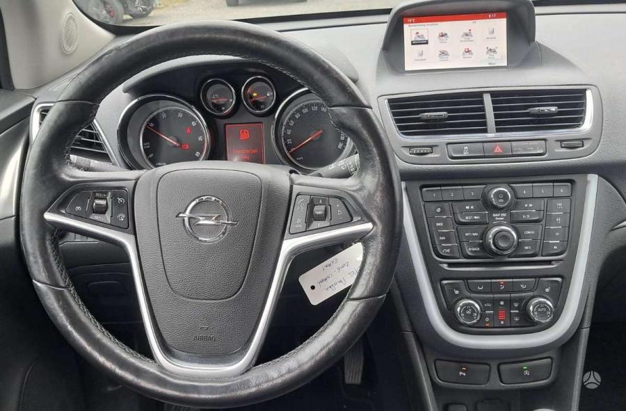 Opel Mokka 2016 in Kaunas, with an engine capacity of 1.60 L and mileage of 158 thousand km for 7990 €, photo 9 on AUTOMOTO.COM.LV