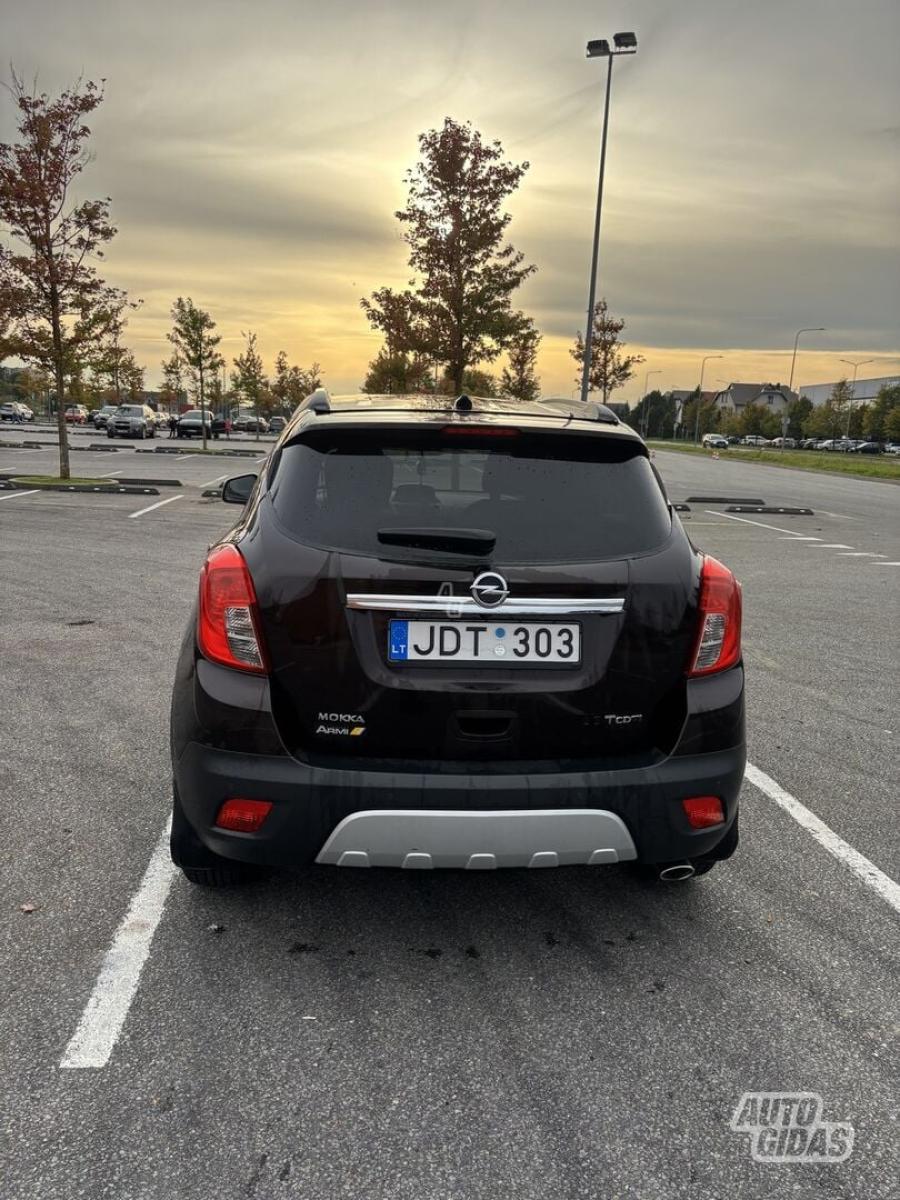 Opel Mokka 2016 in Klaipeda, with an engine capacity of 1.60 L and mileage of 95 thousand km for 9999 €, photo 4 on AUTOMOTO.COM.LV