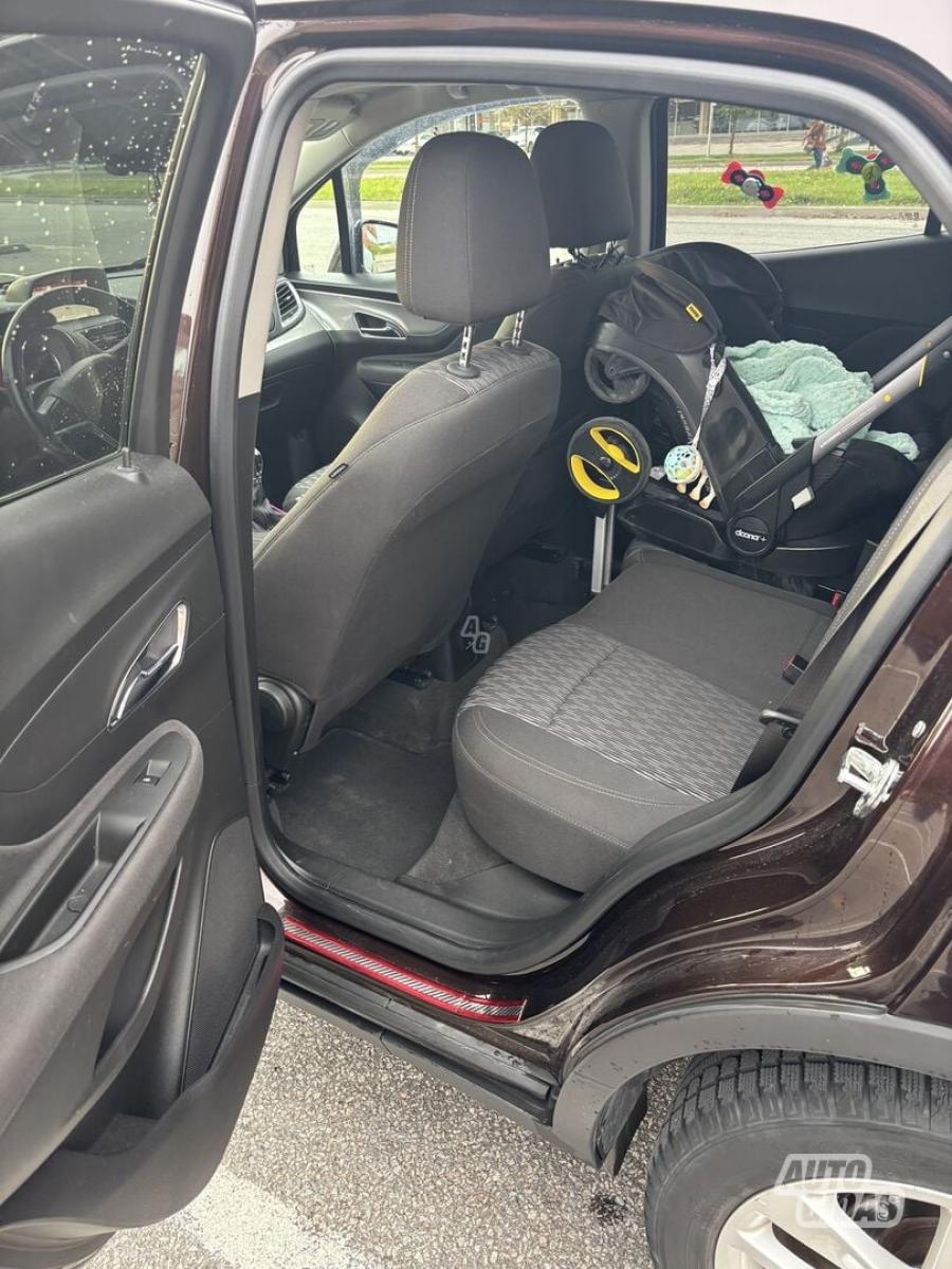 Opel Mokka 2016 in Klaipeda, with an engine capacity of 1.60 L and mileage of 95 thousand km for 9999 €, photo 19 on AUTOMOTO.COM.LV