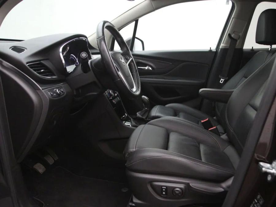 Opel Mokka 2017 in Vilnius, with an engine capacity of 1.40 L and mileage of 158 thousand km for 11099 €, photo 5 on AUTOMOTO.COM.LV