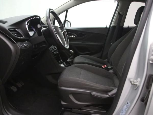 Opel Mokka 2017 in Vilnius, with an engine capacity of 1.40 L and mileage of 164 thousand km for 9899 €, photo 4 on AUTOMOTO.COM.LV