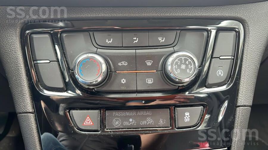 Opel Mokka 2017 Rīga, ar dzinēja tilpumu 1.60 L un nobraukumu 129 tūkst. km par 8450 €, foto 11 vietnē AUTOMOTO.COM.LV