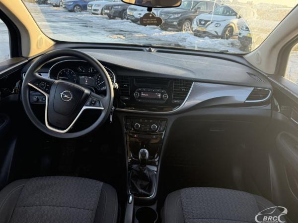 Opel Mokka 2018 in Vilnius, with an engine capacity of 1.60 L and mileage of 152 thousand km for 6900 €, photo 3 on AUTOMOTO.COM.LV