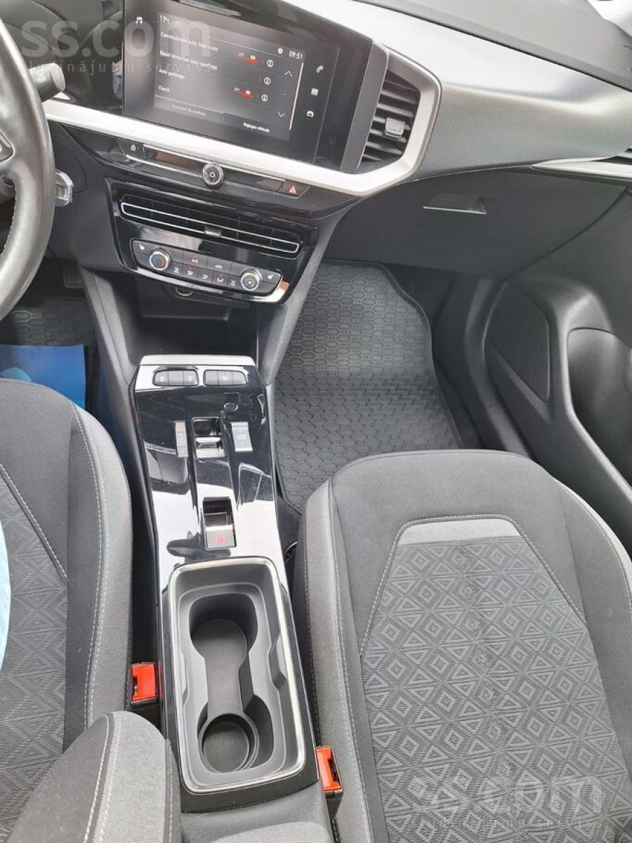 Opel Mokka 2022 in Jelgava, with an engine capacity of 1.20 L and mileage of 120 thousand km for 13800 €, photo 14 on AUTOMOTO.COM.LV