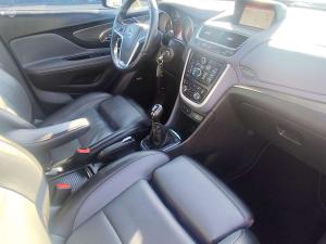Zaļš Opel Mokka 2015 Šauļi, ar dzinēja tilpumu 1.60 L un nobraukumu 200 tūkst. km par 7200 €, foto 17 vietnē AUTOMOTO.COM.LV