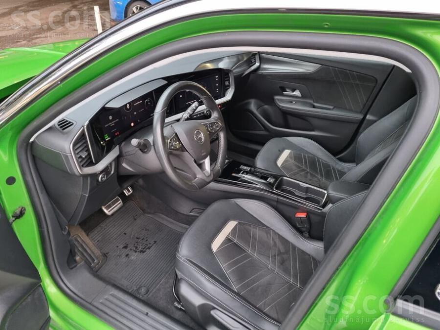 Green Opel Mokka 2021 in Riga, with an engine capacity of 1.20 L and mileage of 79 thousand km for 16300 €, photo 5 on AUTOMOTO.COM.LV