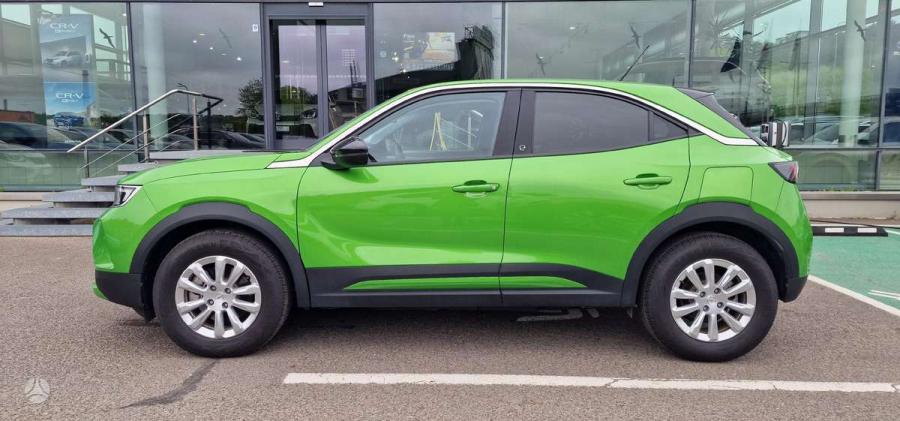 Green Opel Mokka 2021 in Vilnius, with an engine capacity of 0.00 L and mileage of 9 thousand km for 18500 €, photo 7 on AUTOMOTO.COM.LV