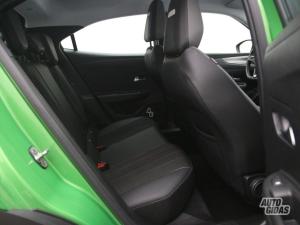 Green Opel Mokka 2021 in Vilnius, with an engine capacity of 1.20 L and mileage of 129 thousand km for 14599 €, photo 15 on AUTOMOTO.COM.LV