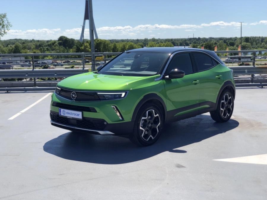 Green Opel Mokka 2021 in Riga, with an engine capacity of 0.00 L and mileage of 31 thousand km for 16650 €, photo 7 on AUTOMOTO.COM.LV